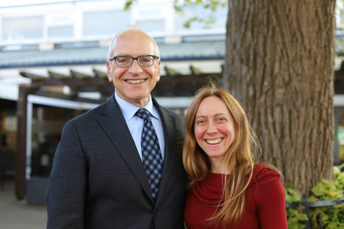 Globally renowned psychologist visits University of Chichester to share ...