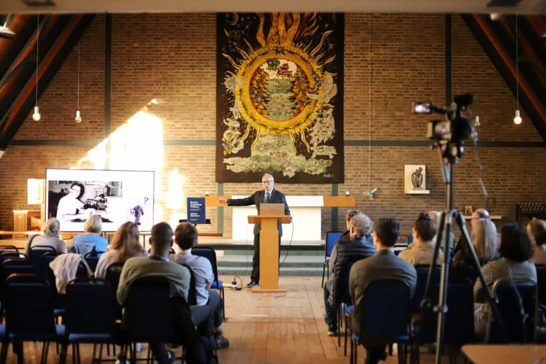 Globally renowned psychologist visits University of Chichester to share ...